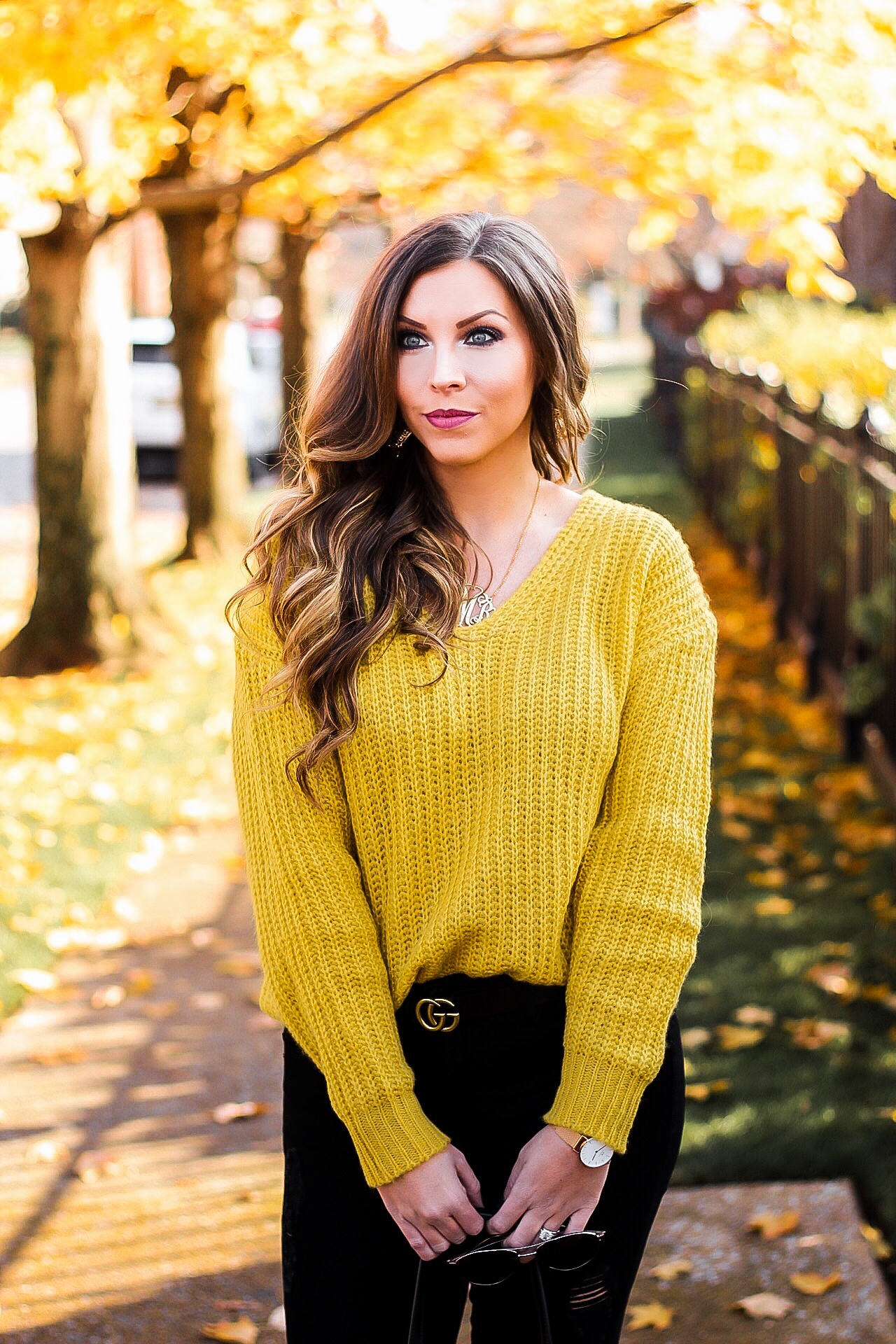 Yellow Ribbed V-Neck Sweater + Tips for Shopping SHEIN - VFB